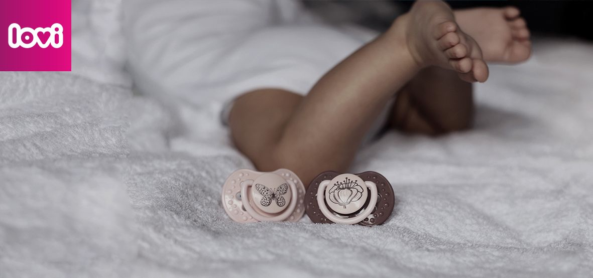 LOVI SMOCZEK SILIKONOWY DYNAMICZNY 6-18M 2 SZT BOTANIC GIRL (22/871) - Ceny i opinie - Ceneo.pl