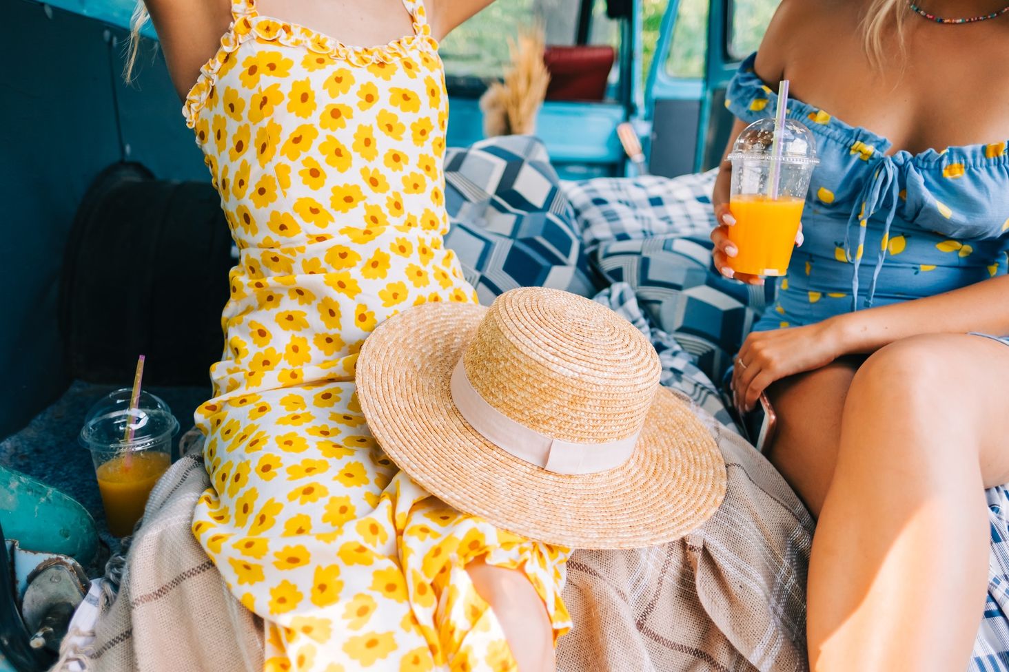 Moda lato 2024 – jakie ubrania i akcesoria warto kupić w tym sezonie ...