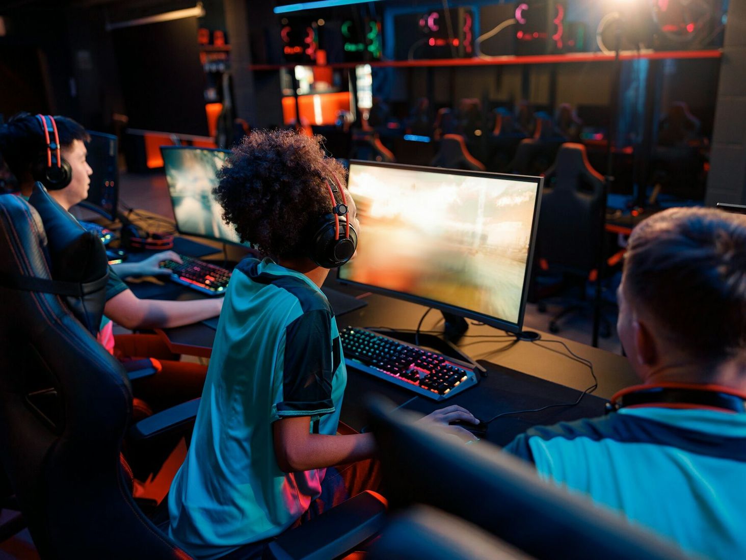 PS5 vs PC. Jaki komputer jest porównywalny do PlayStation 5? - Ekspert ...