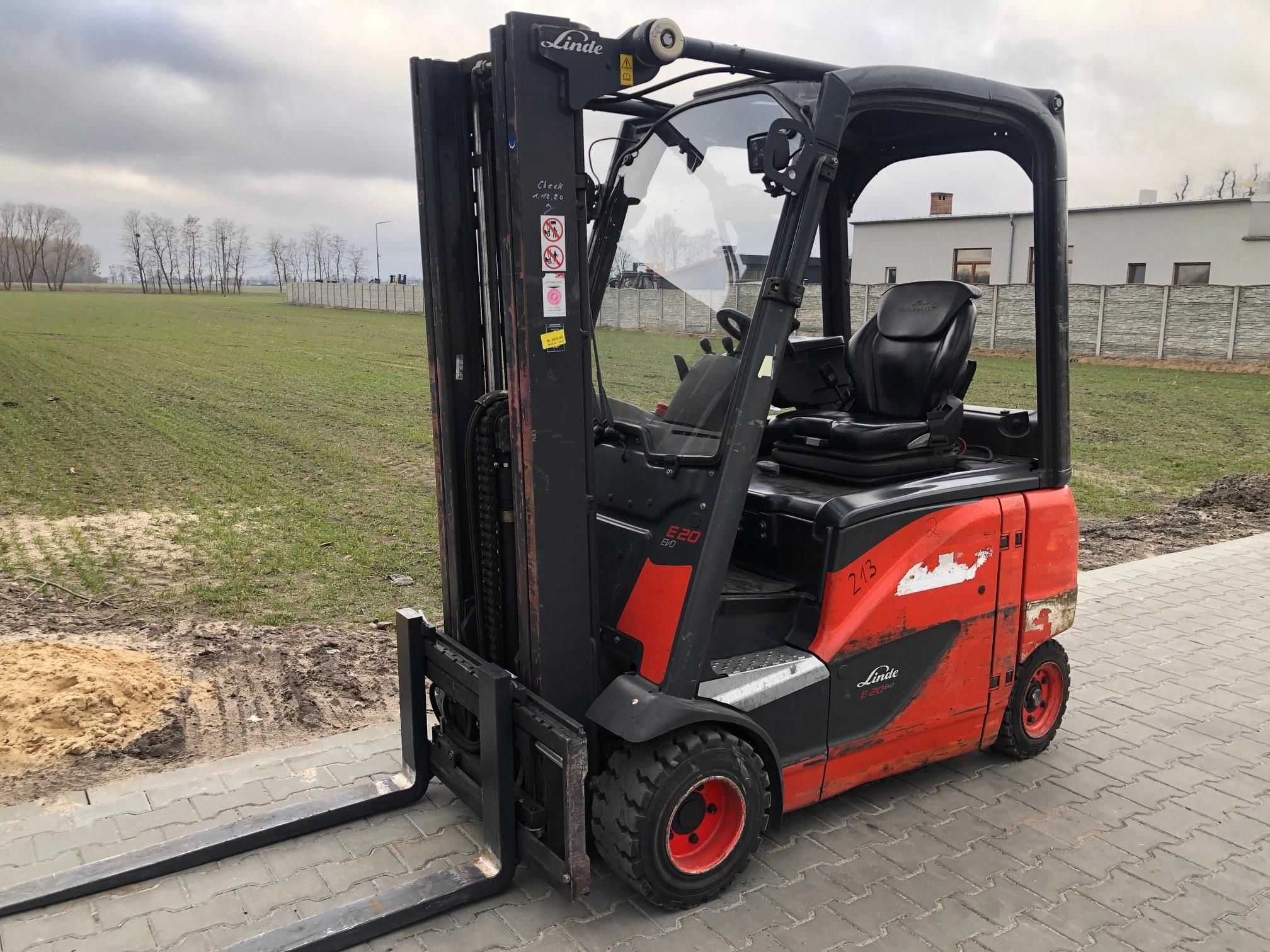 Wózek widłowy Linde E20PH-02 Triplex 2015 4499h - Opinie i ceny na Ceneo.pl