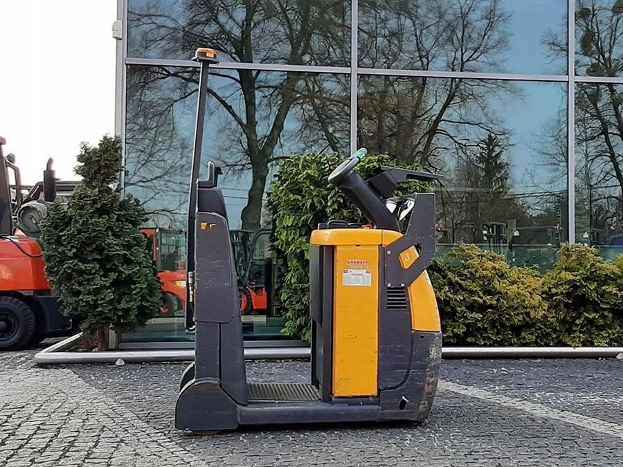 Jungheinrich EZS 350 ciągnik akumulatorowy 2015 - Opinie i ceny na Ceneo.pl