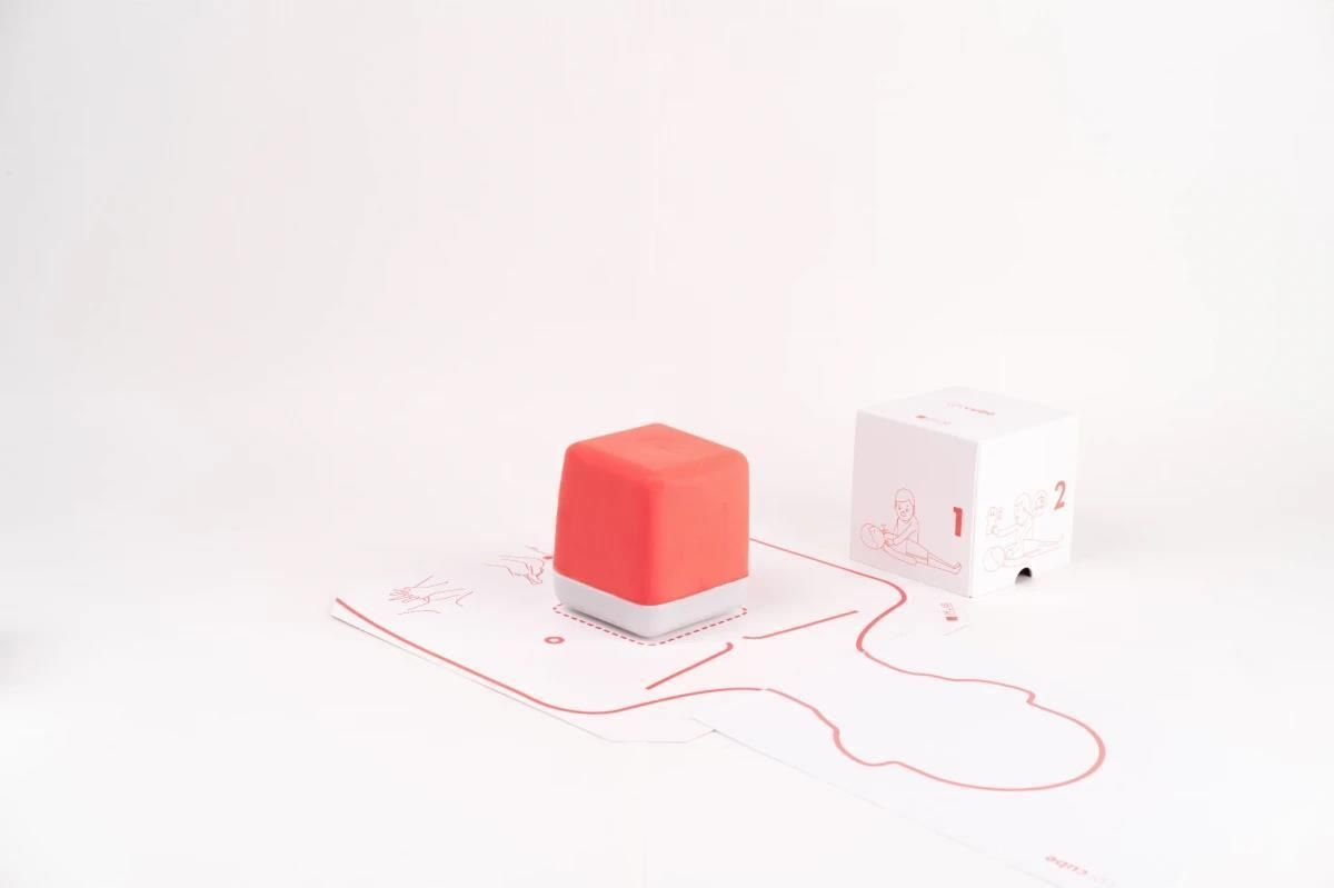 CPR CUBE - interaktywna kostka do nauki reanimacji - Ceny i opinie ...