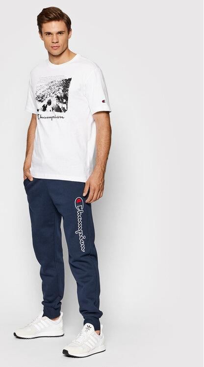 Champion T-Shirt Athletic Archive Graphic Print 216962 Biały Comfort ...