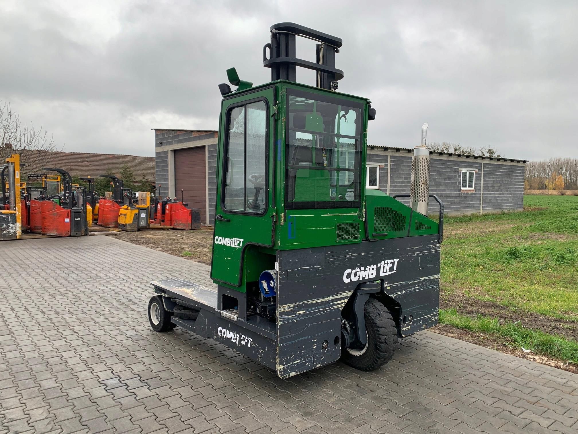 Wózek widłowy Combilift C4500 LPG 2018 rok 8281h - Opinie i ceny na ...