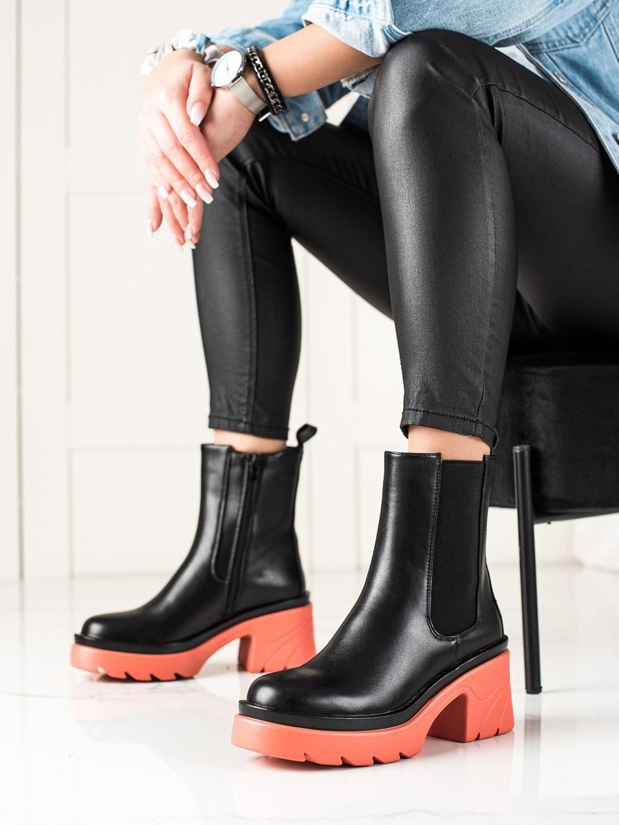 BOTKI NA RÓŻOWEJ PLATFORMIE - Ceny i opinie - Ceneo.pl