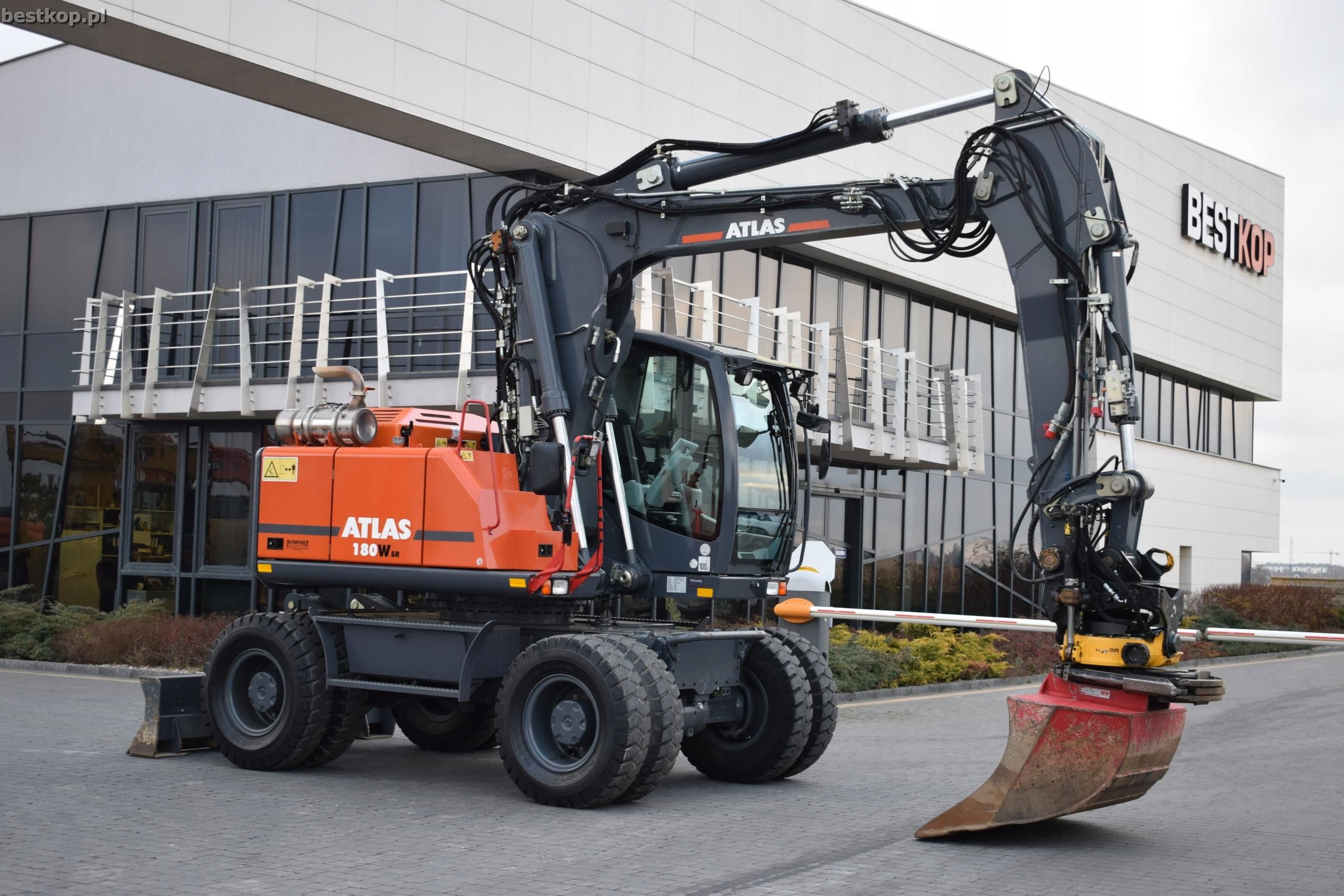 Atlas 180 WSR * 2013r * 3670h * Centralne smar. * - Opinie i ceny na ...