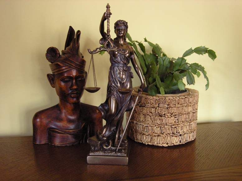 OKAzAŁA TEMIDA z WAGĄ I MIECzEM - Ceny i opinie - Ceneo.pl