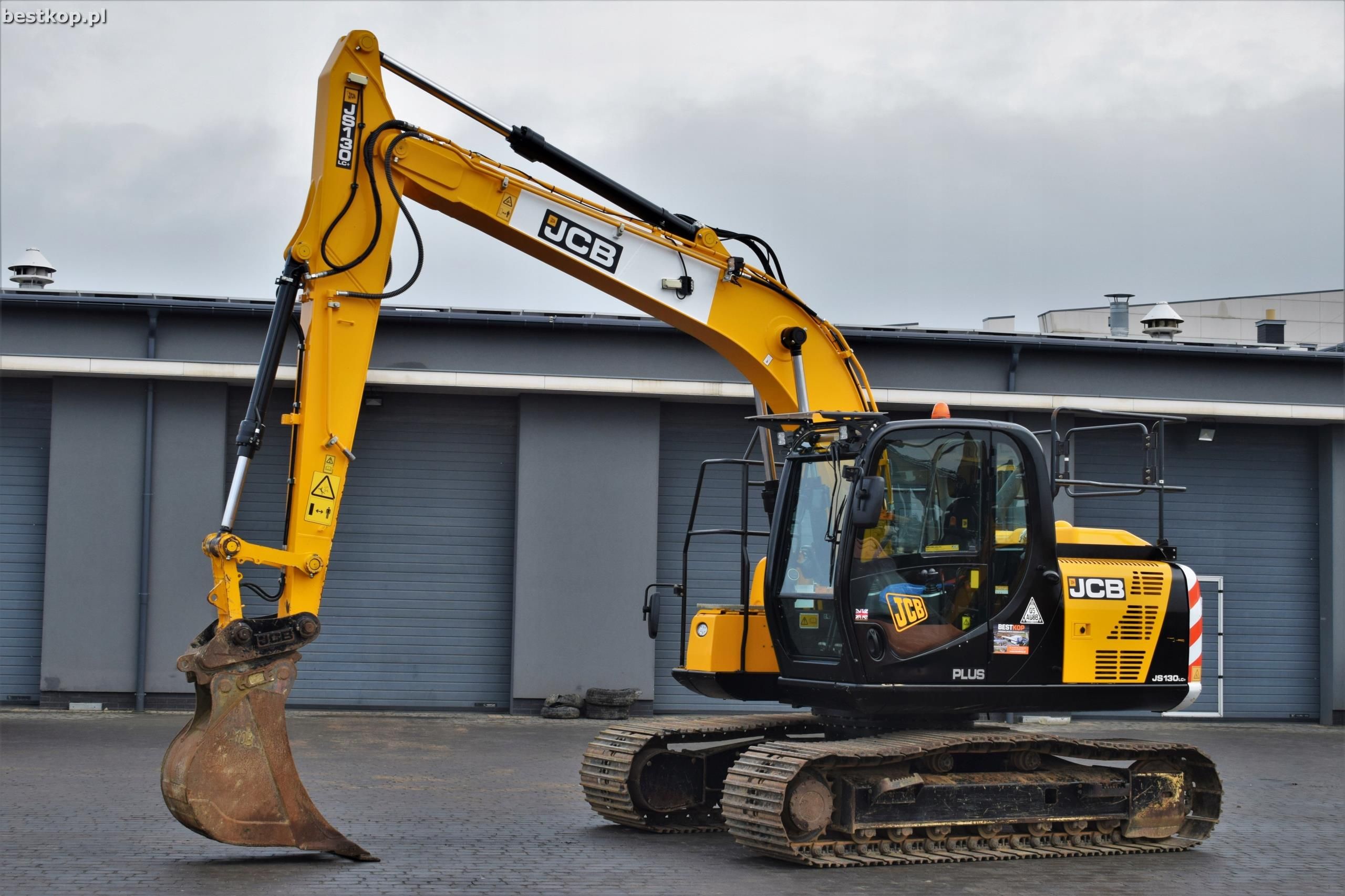JCB JS130LC , 2018r, 4480h, 3 łyżki, Oryginał (23) - Opinie i ceny na ...