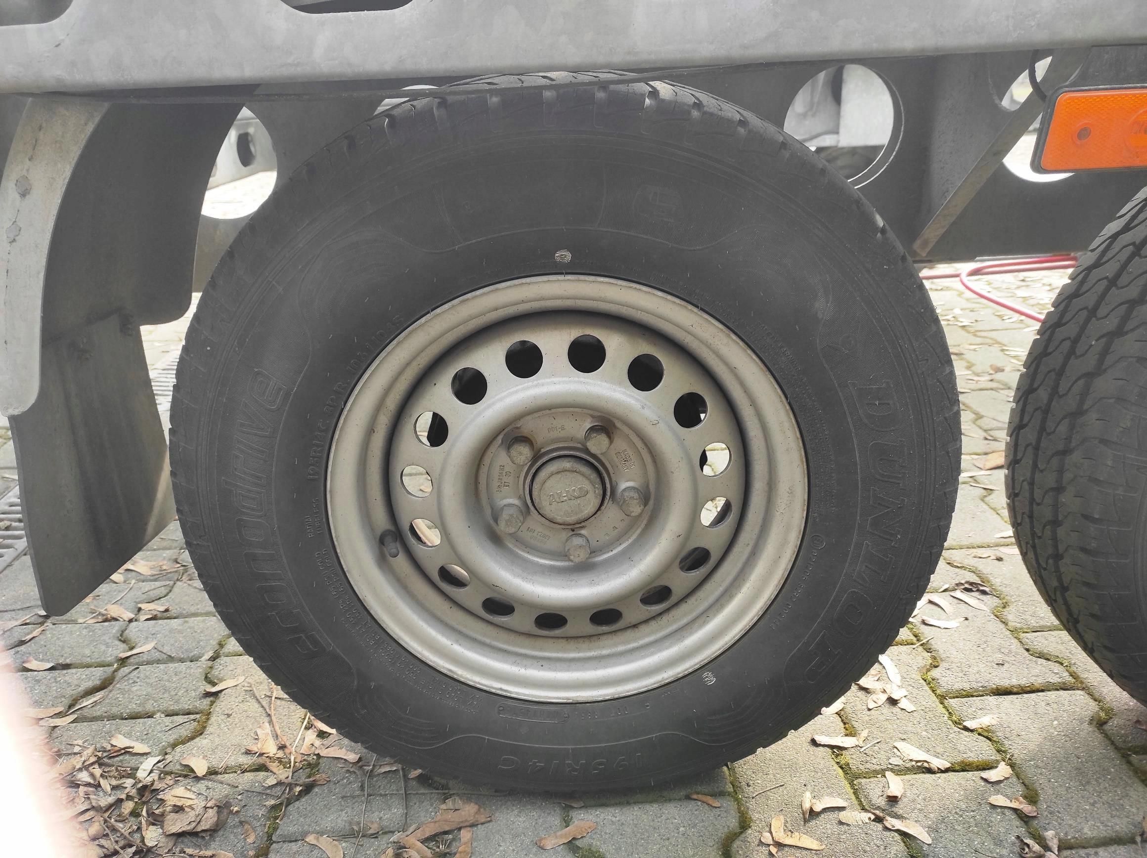 Przyczepa do przewozu samochodów WIOLA W2 2016 - Opinie i ceny na Ceneo.pl