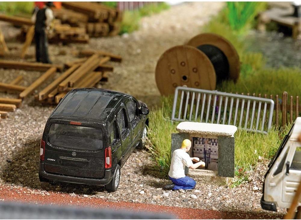 Busch Model Samochodu 7903 H0 Mercedes Benz Citan Z Monterem I Szafką ...