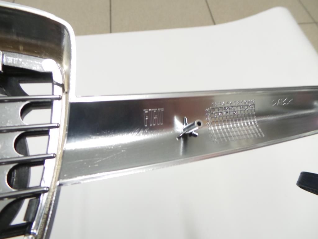 Pokrowiec samochodowy FIAT LISTWA EMBLEMAT LOGO ABARTH 500 595 LIFT ...