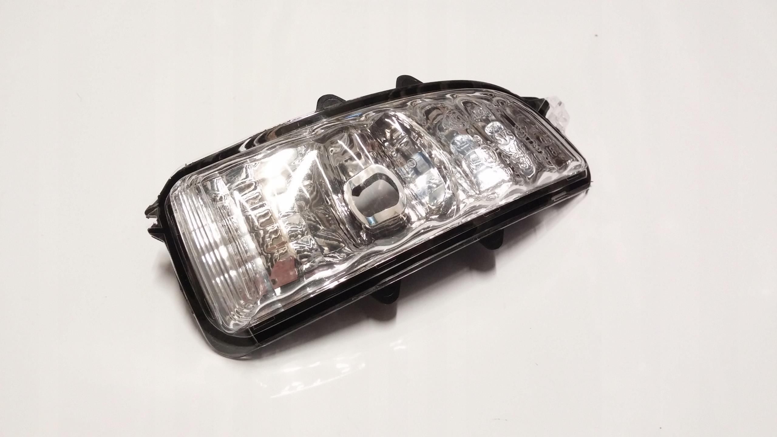 Wkład do lusterka zewnętrznego Volvo 31111102 C30 C70 S40 Prawy ...