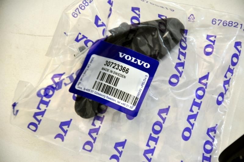 Volvo 30723366 V40 Lewy Górny Uchwyt Chłodnicy 30723366 - Opinie i ceny ...