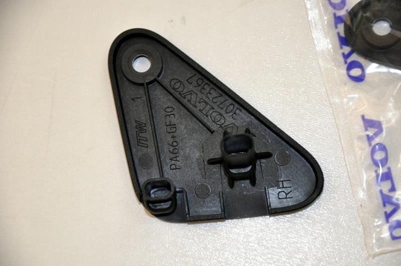 Volvo 30723366 V40 Lewy Górny Uchwyt Chłodnicy 30723366 - Opinie i ceny ...