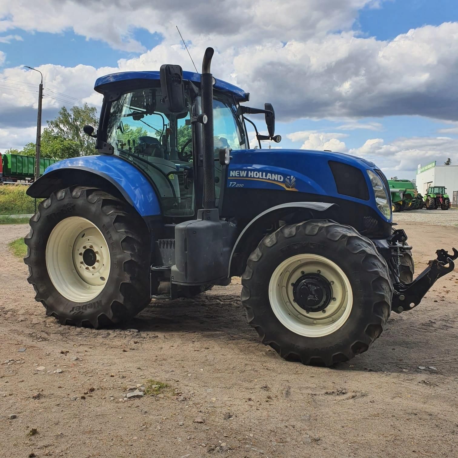 New Holland T7.200 ciągnik rolniczy - Opinie i ceny na Ceneo.pl