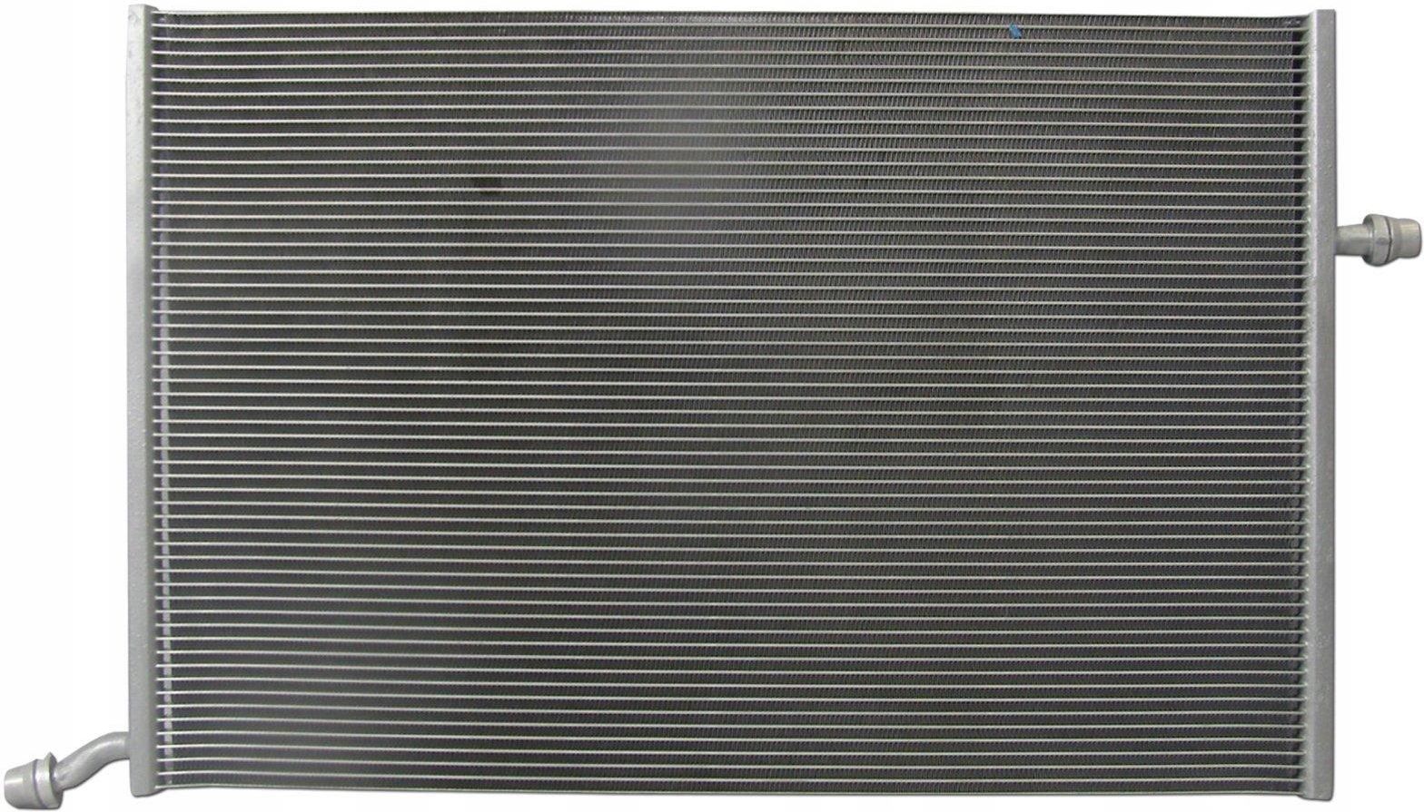 Mercedes C43 Amg W205 A205 Chłodnica A0995002003 0995002003 0995001903 ...