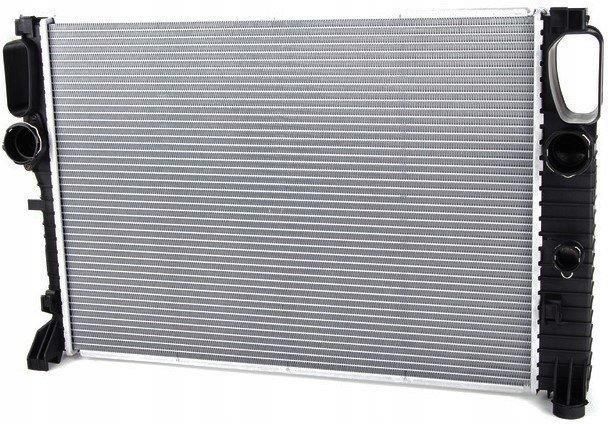 Mercedes E W211 Cls W218 Chłodnica A2115003202 3136613436 2115003202 ...