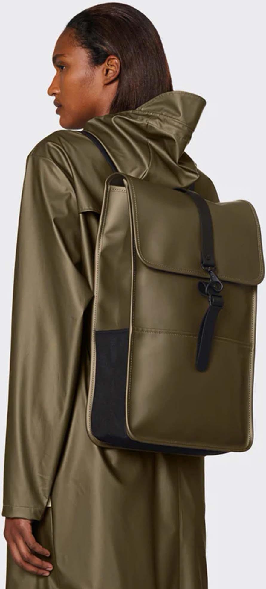 Plecak miejski dzienny Rains Backpack - metallic mist - Ceny i opinie ...