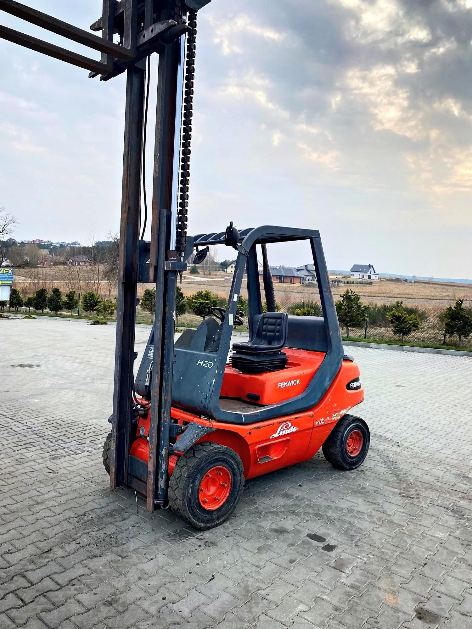 Wózek widłowy LINDE H20D 2000kg 3.30m DEUTZ diesel - Opinie i ceny na ...