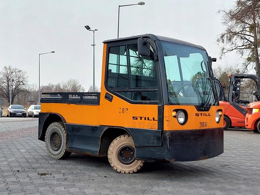 Ciągnik terminalowy Still R07-25 z 2011 roku - Opinie i ceny na Ceneo.pl