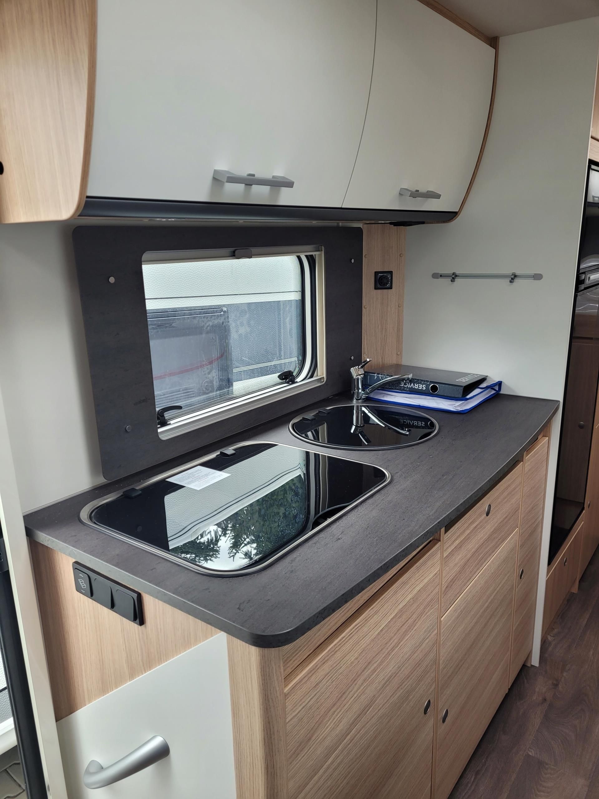 Kamper Sunlight Capron A70 2022r, Alkowa Fiat - Opinie i ceny na Ceneo.pl