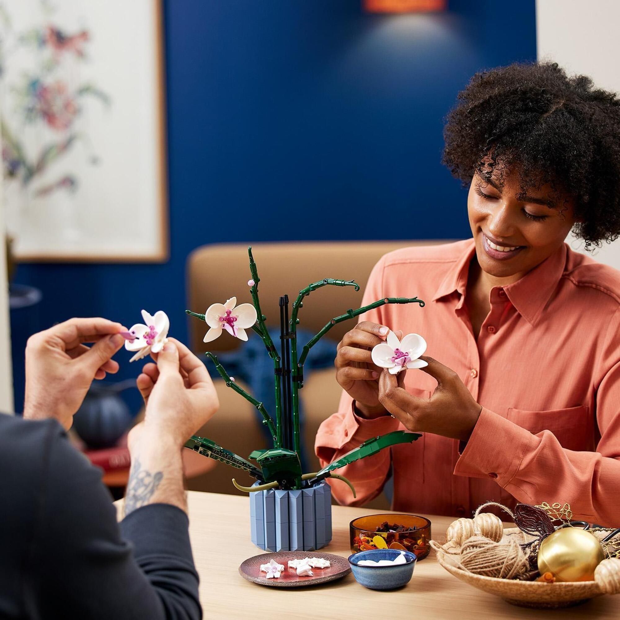 LEGO ICONS 10311 Orchidea - ceny i opinie - Ceneo.pl