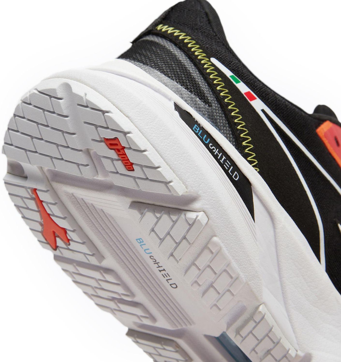 Diadora Buty Biegowe Damskie Mythos Blushield Volo 2 W - Ceny i opinie ...