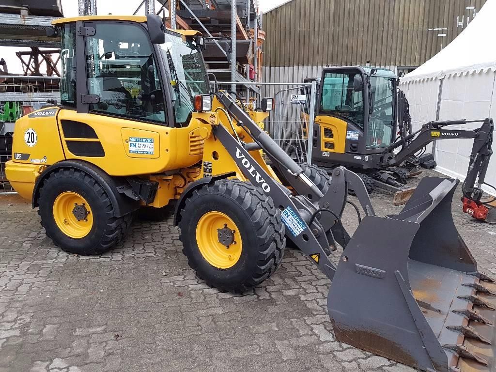VOLVO L25F ,2014 - Opinie i ceny na Ceneo.pl