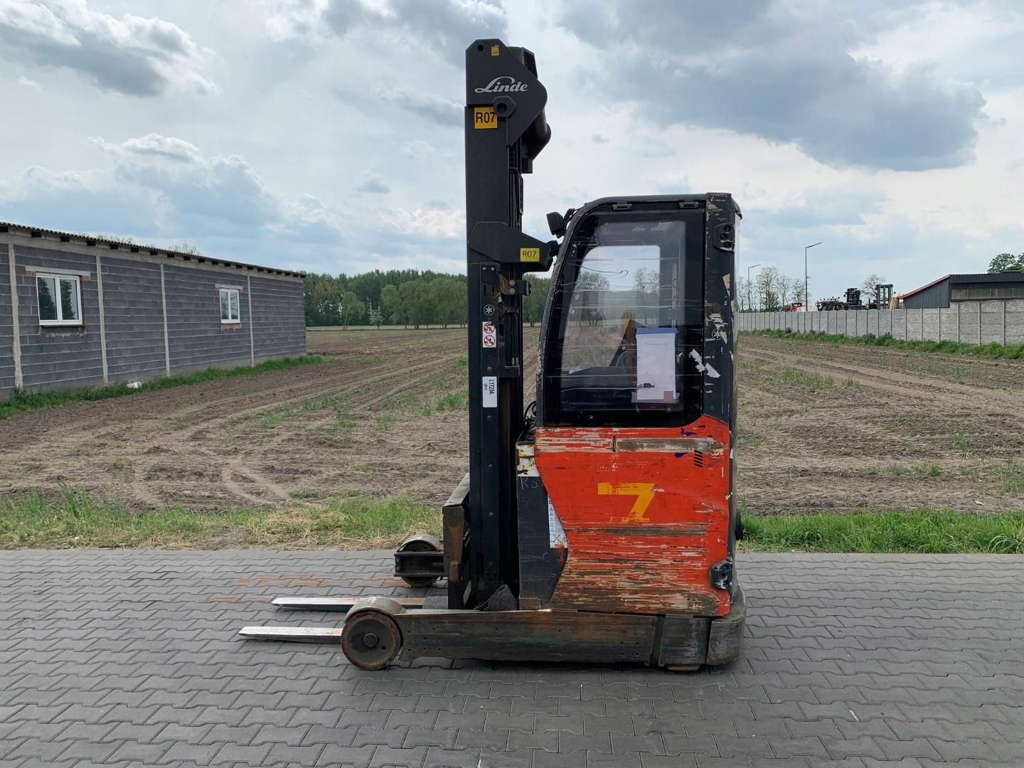 Wózek widłowy Linde R16-01 TRIPLEX KABINA 2017 rok - Opinie i ceny na ...