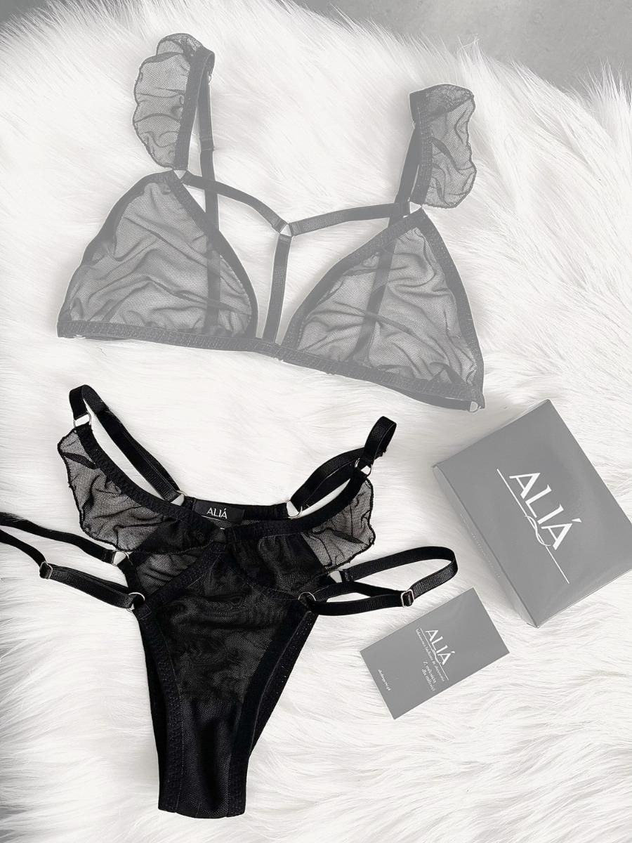 Alia Lingerie Czarne Siateczkowe Majtki Z Falbankami Alia Angel L - Ceneo.pl