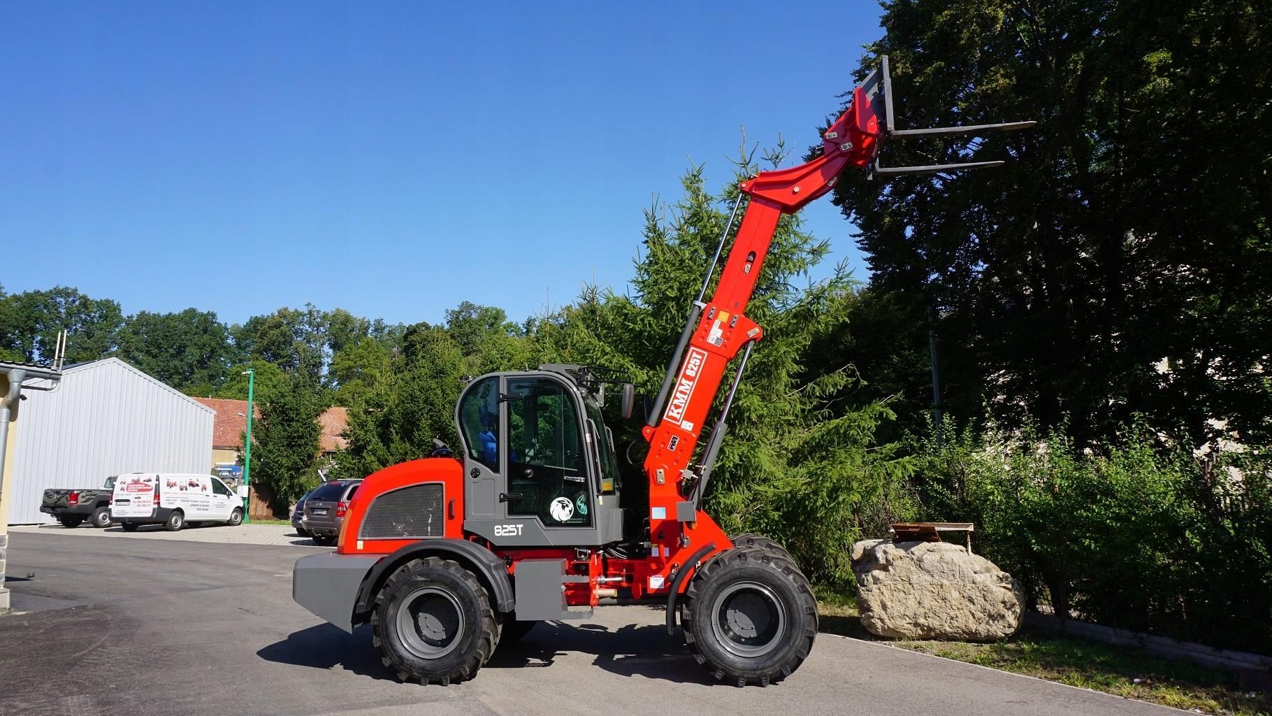 Ładowarka teleskopowa KMM 825T 2.5 tony 4,8m NOWA - Opinie i ceny na ...