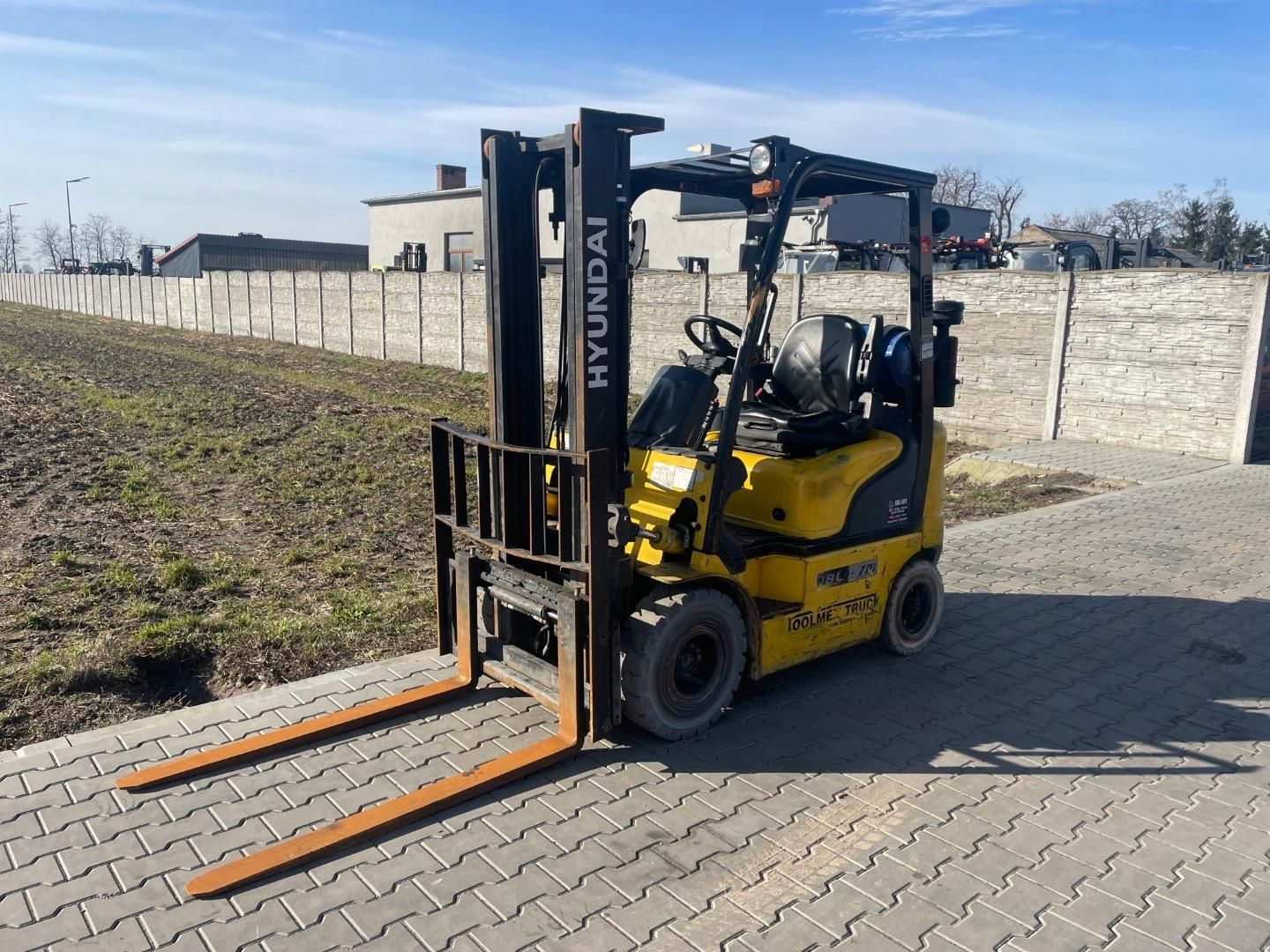 Wózek widłowy Hyundai 18L-7M PRZESUW LPG 2014 rok - Opinie i ceny na ...