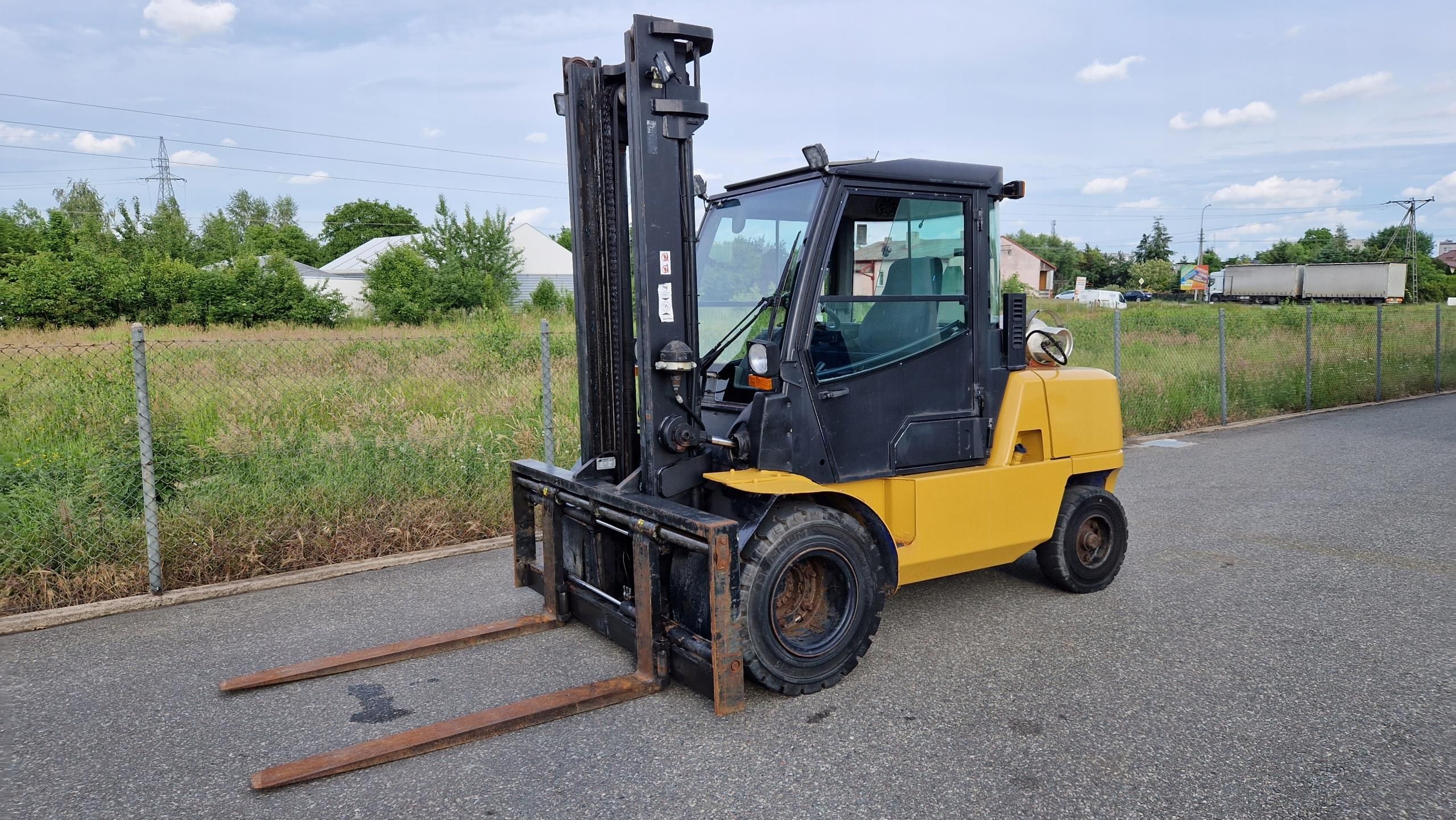 Caterpillar CAT GP50 5t udźwig LPG karetka 2,2m - Opinie i ceny na Ceneo.pl