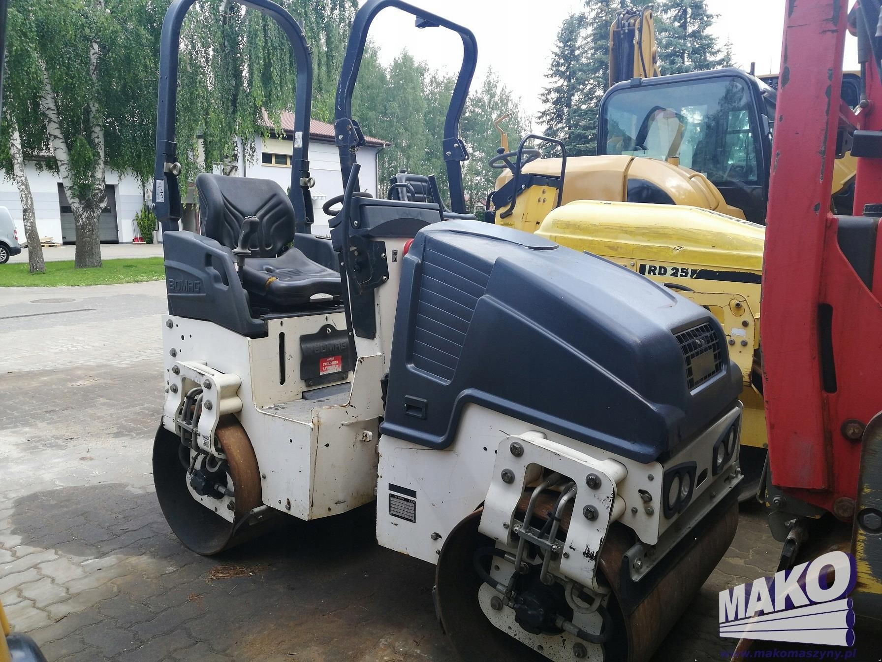 Walec dwubębnowy BOMAG BW 100 AD M-5 - Opinie i ceny na Ceneo.pl