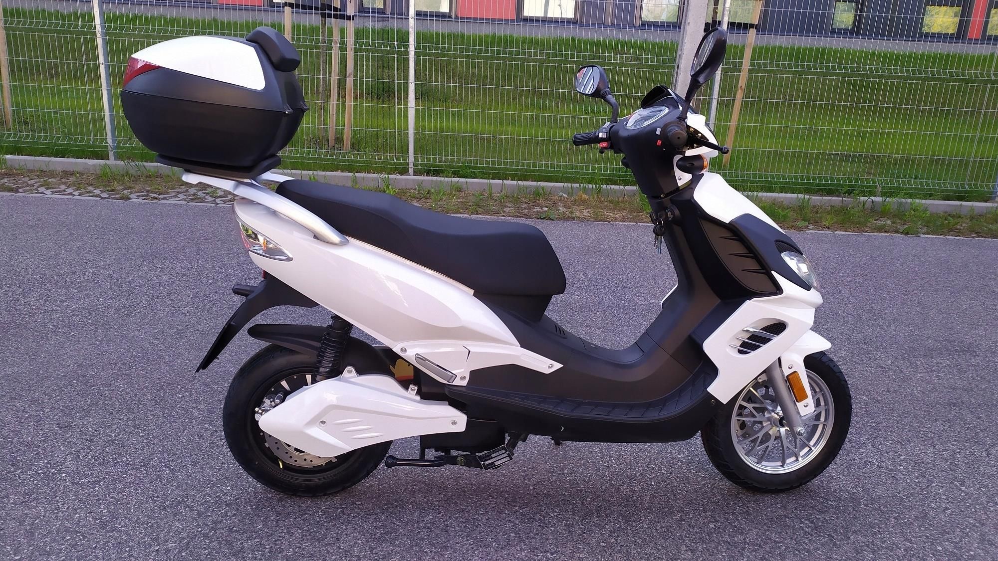 Skuter elektryczny EFUN Pulse 2000 48V 52Ah CATL - Opinie i ceny na ...