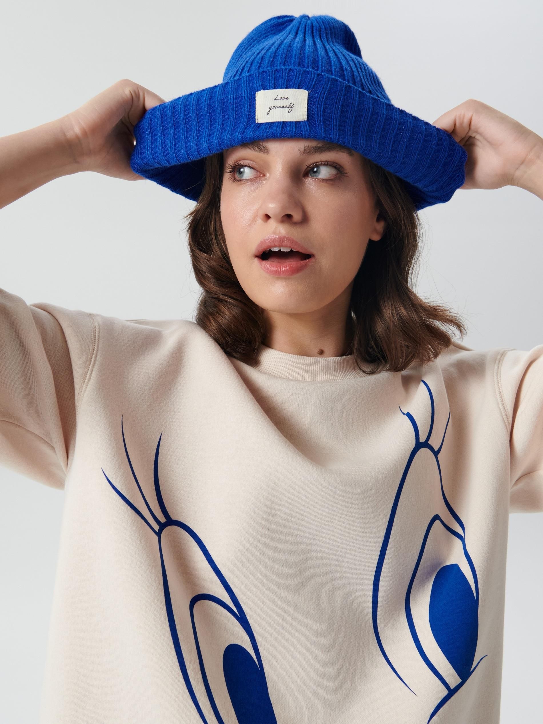 Sinsay - Czapka beanie z naszywką - Niebieski - Ceny i opinie - Ceneo.pl