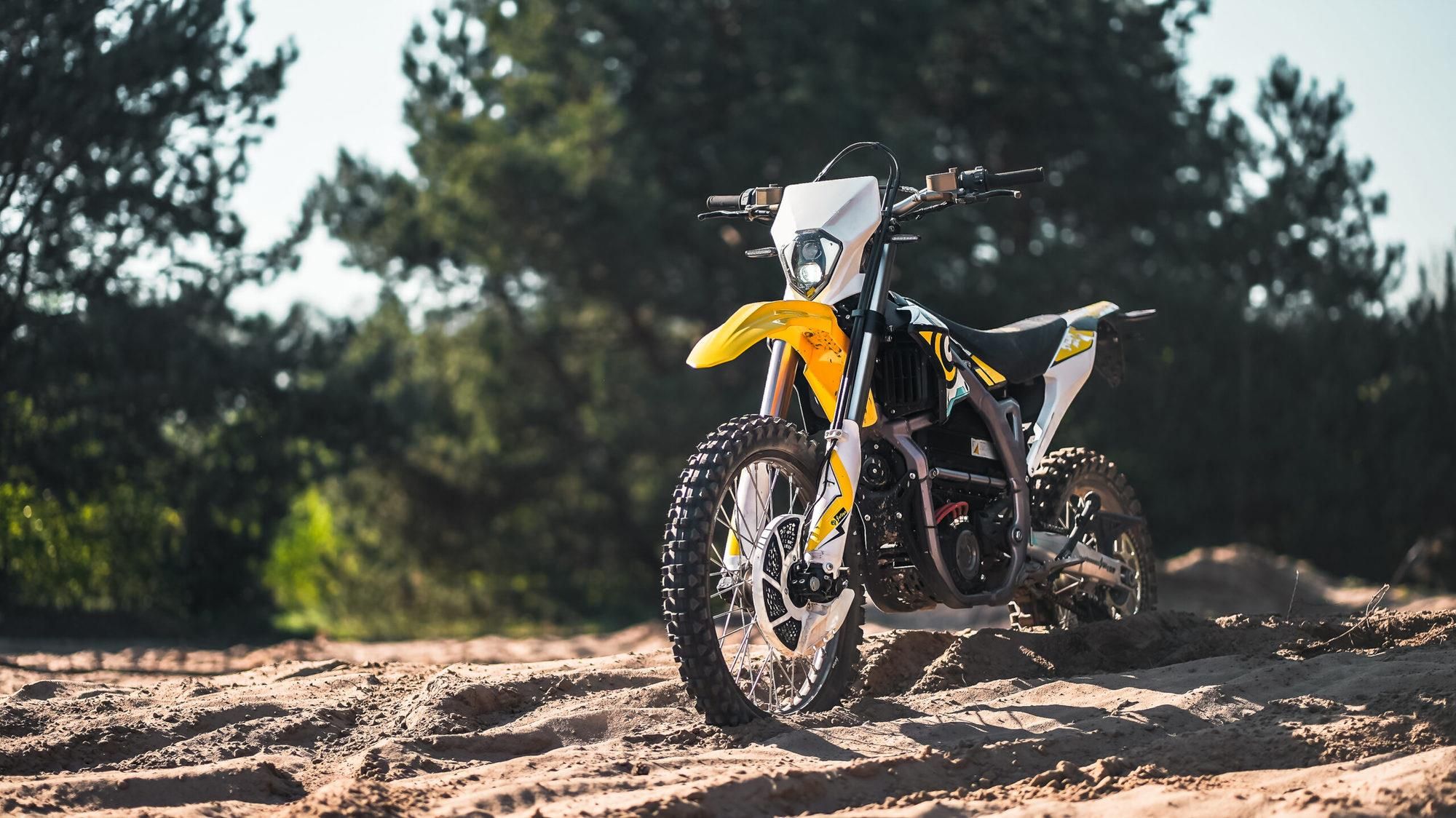 Surron Elektryczny Cross Storm Bee R L3E-A1 - Opinie i ceny na Ceneo.pl