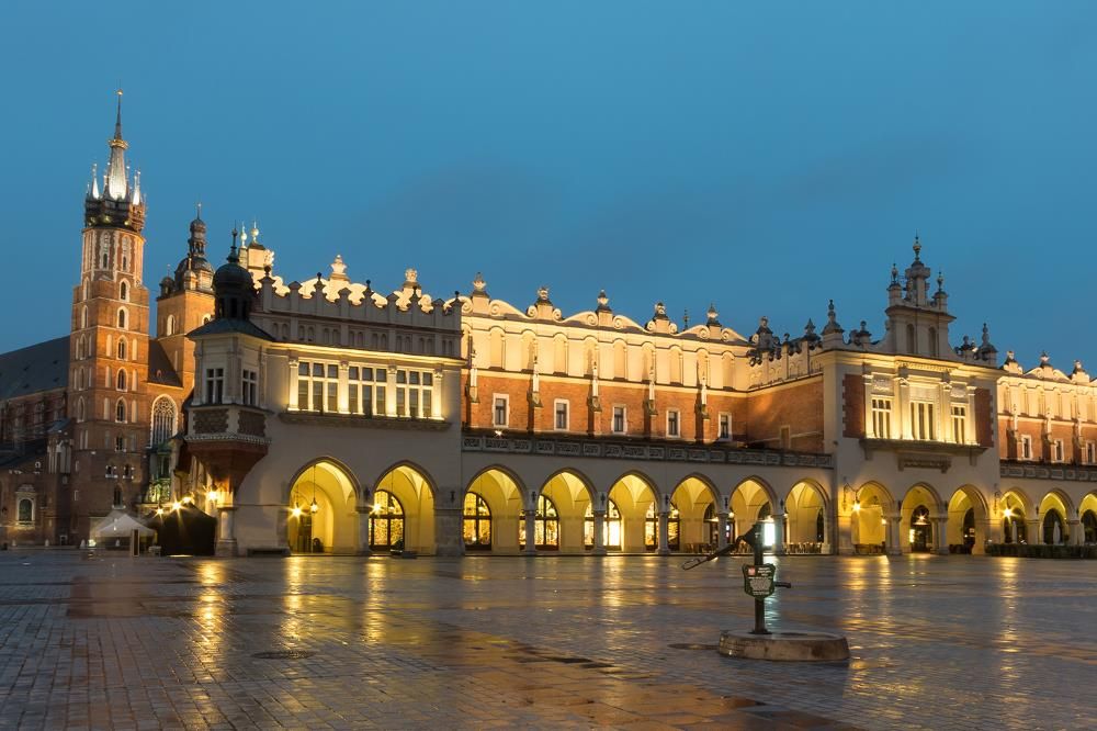 Fototapety.Pl Sukiennice Kraków Światła Rynek Budynki Fototapeta Na ...