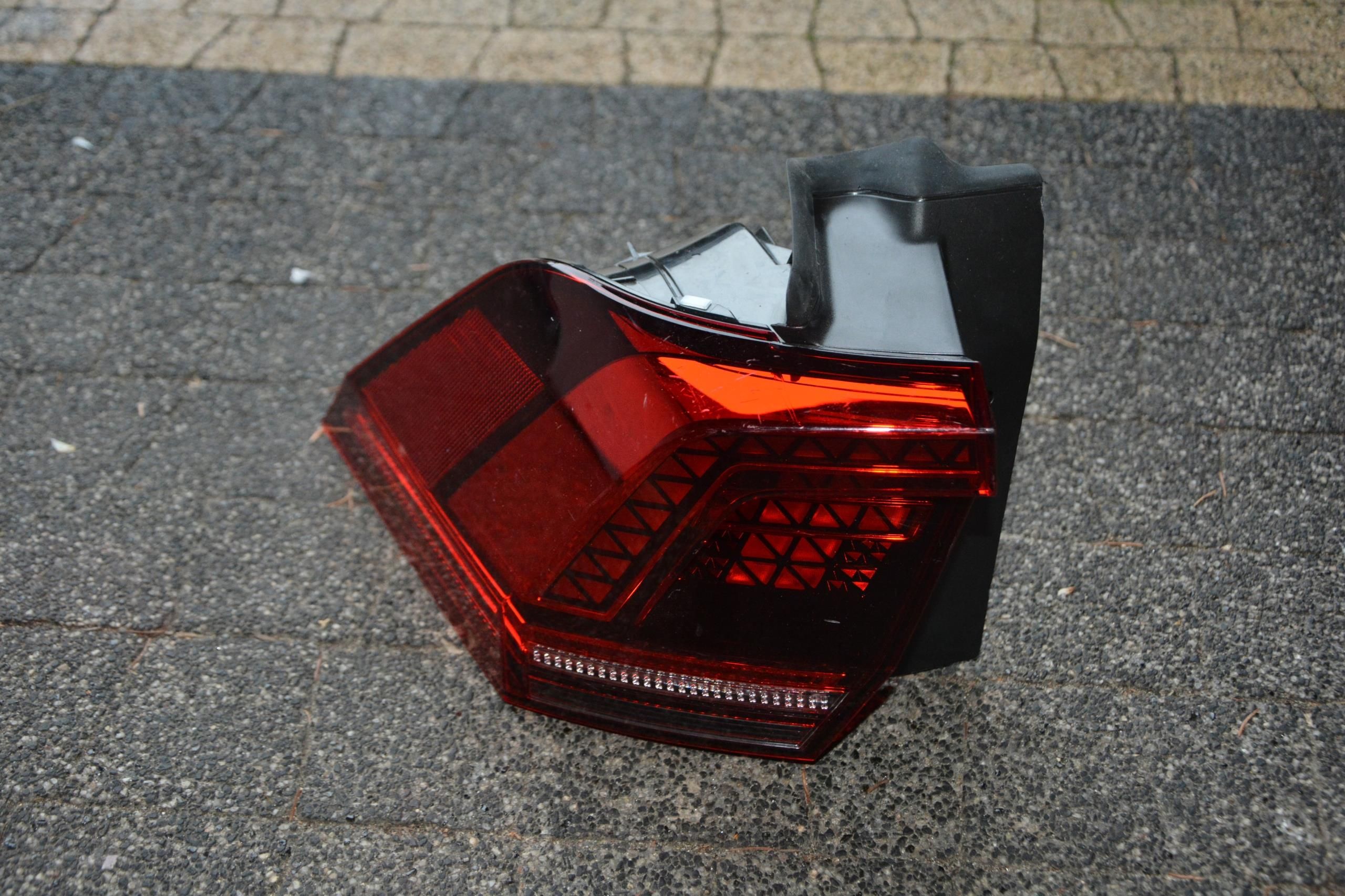 Lampa tylna Volkswagen Oe Lampa Tylna Vw Tiguan R-Line 5Na945207F ...