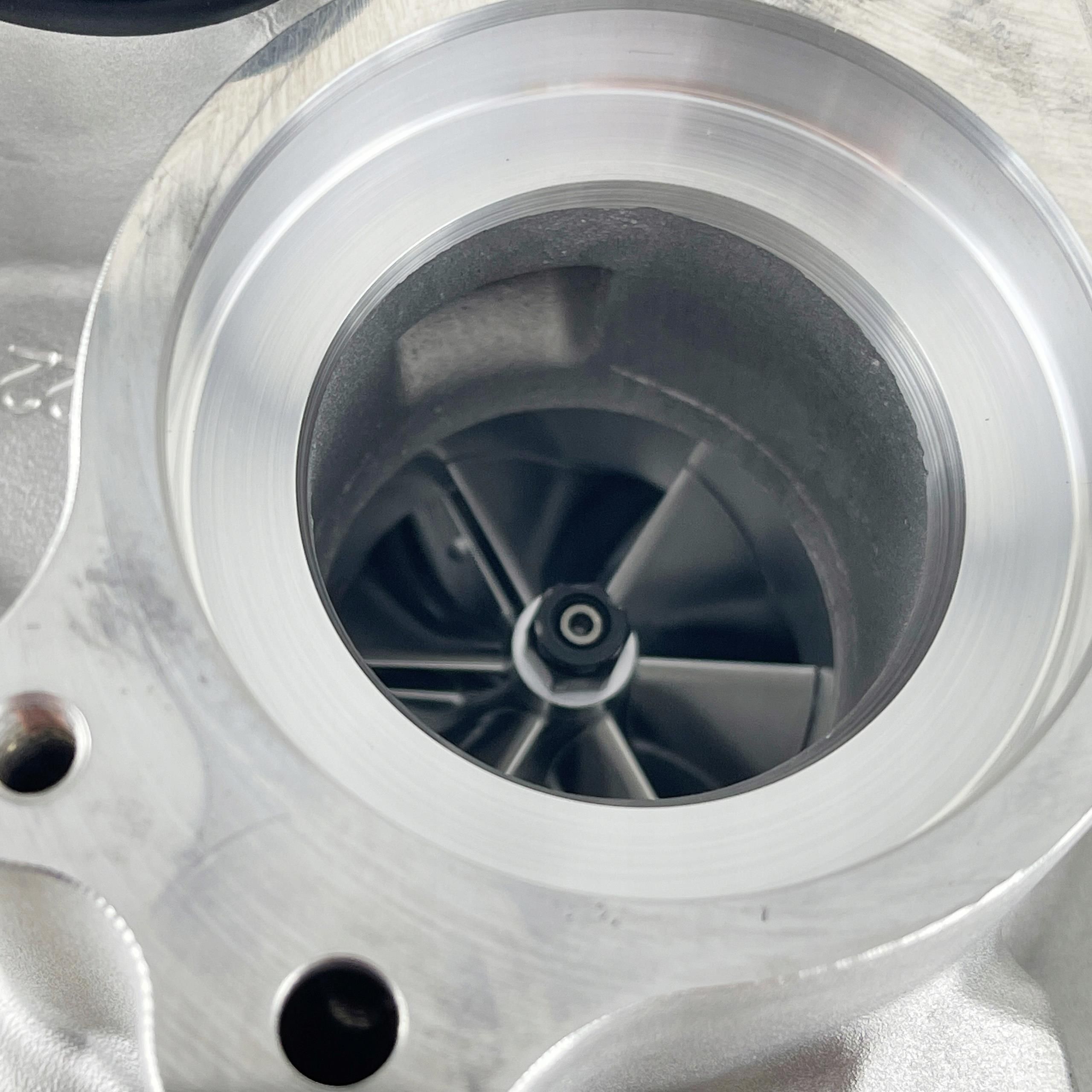 Turbosprężarka Borgwarner Turbosprężarka 2.0 Tfsi 06N145702D Audi A4 A5 ...