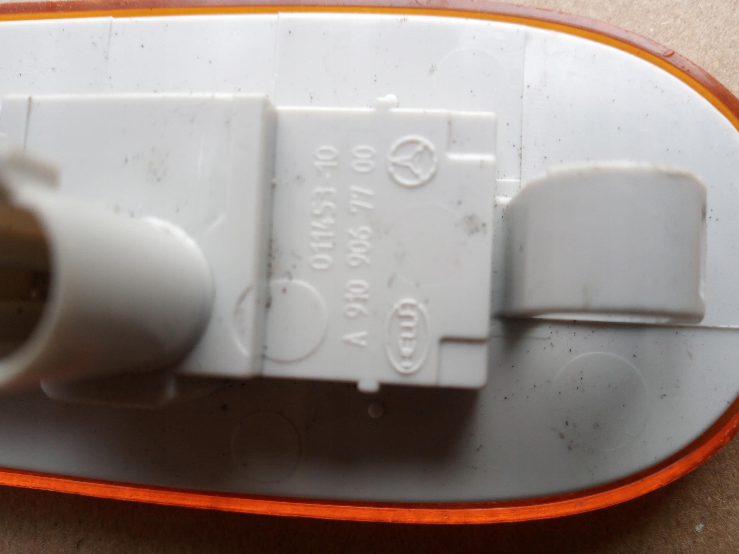 Lampka obrysowa Mercedes Benz Oe Obrysówka Led Mercedes Sprinter 906 ...