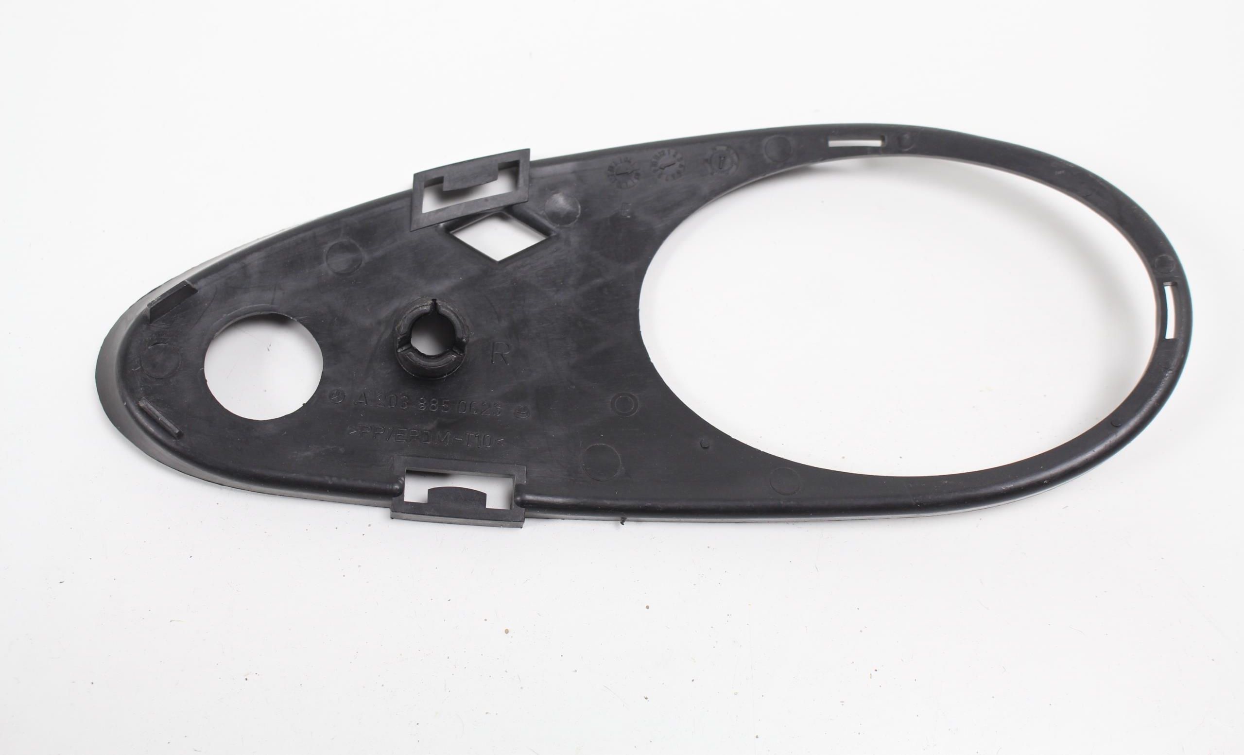 Mercedes Benz Oe Kratka Zderzaka Prawa Mercedes W203 A2038850623 ...