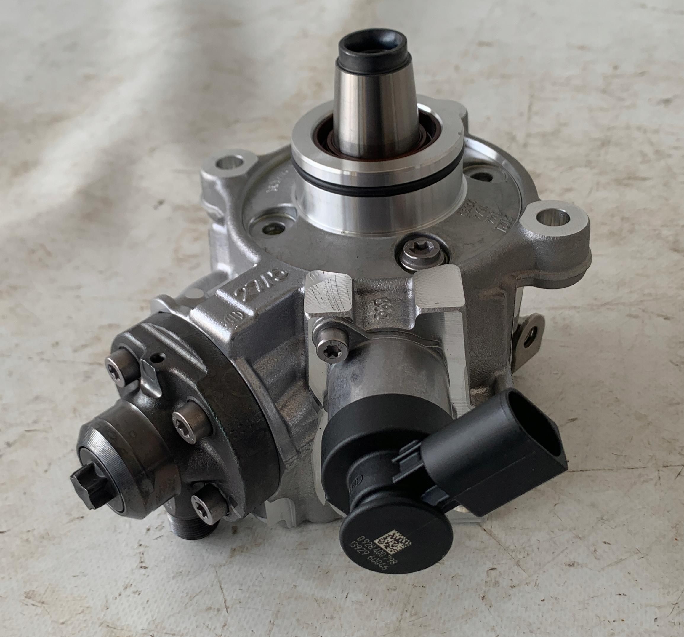 Mercedes Benz Oe Pompa Wysokiego Ciśnienia Mercedes A6540704601 ...