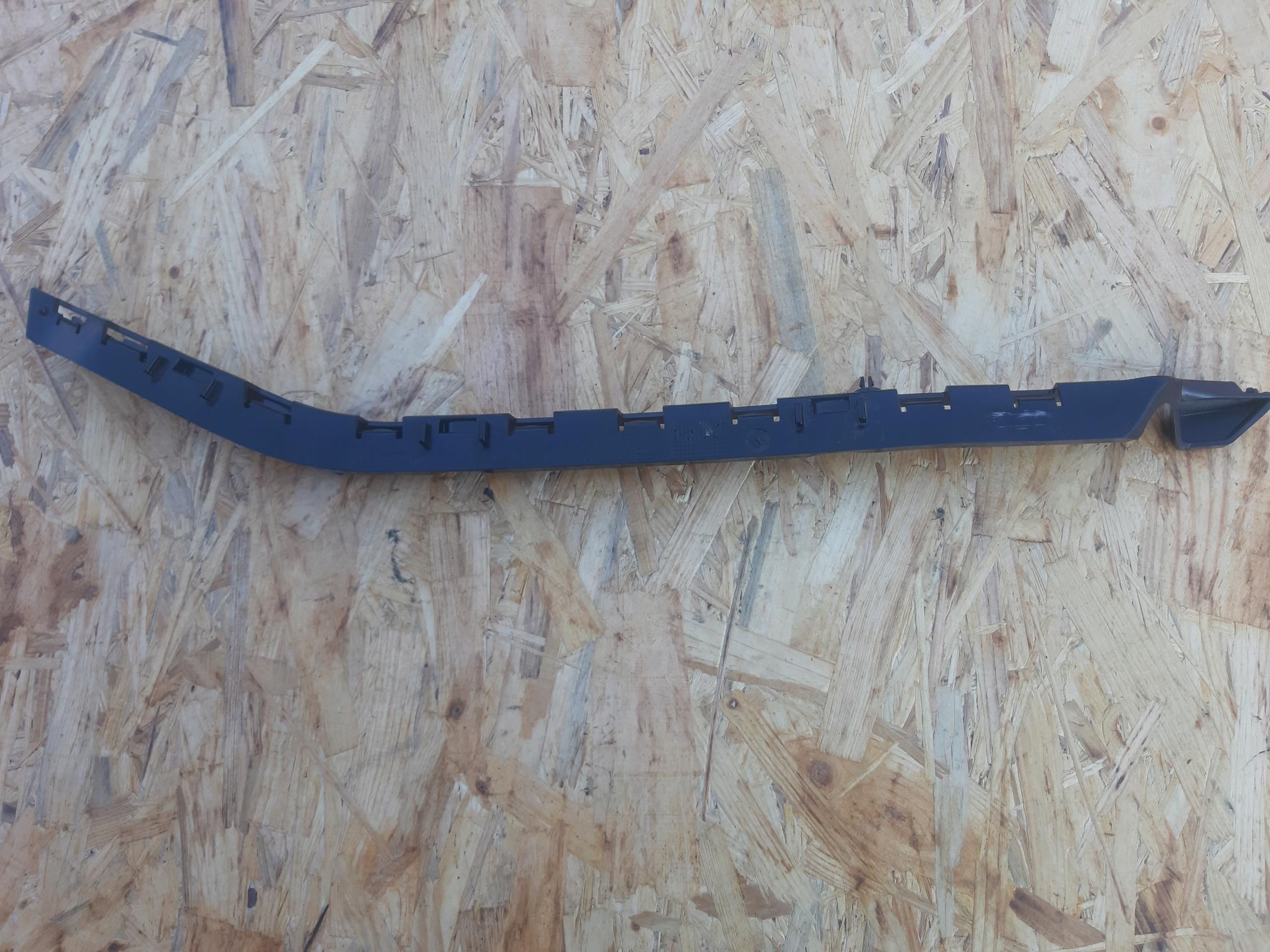 Mercedes Benz Oe Ślizg Zderzaka Tył Mercedes W204 A2048800730 Lewy ...