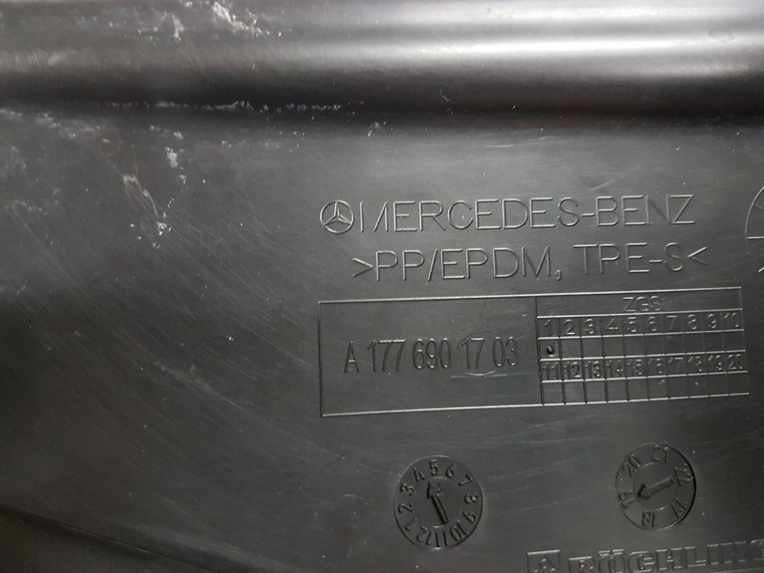 Nadkole Mercedes Benz Oe Mercedes Trójkąt Nadkola Przednie A1776901703 ...