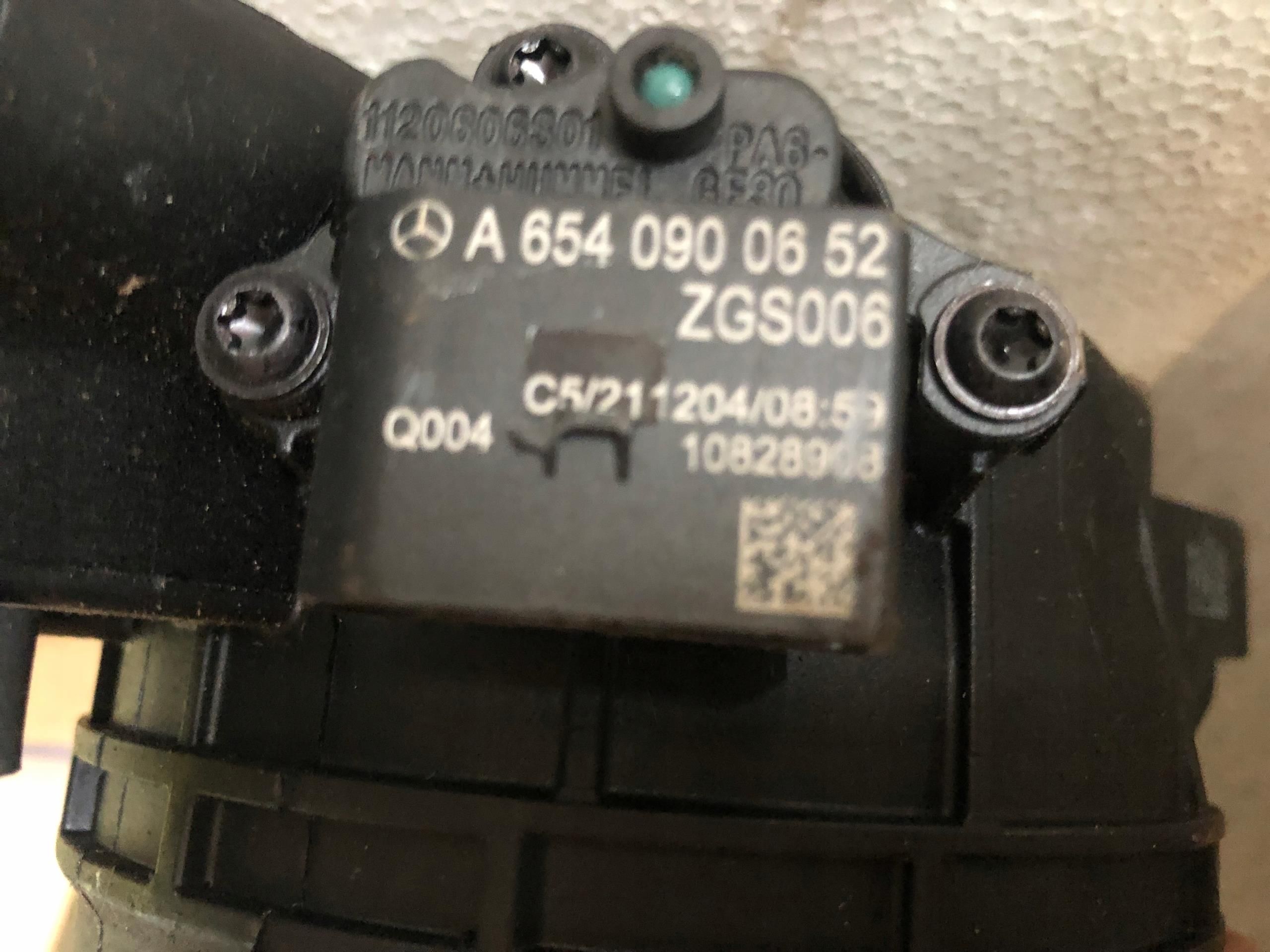 Filtr paliwa Mercedes Benz Oe Mercedes Nowy Filtr Paliwa 6540900652 ...