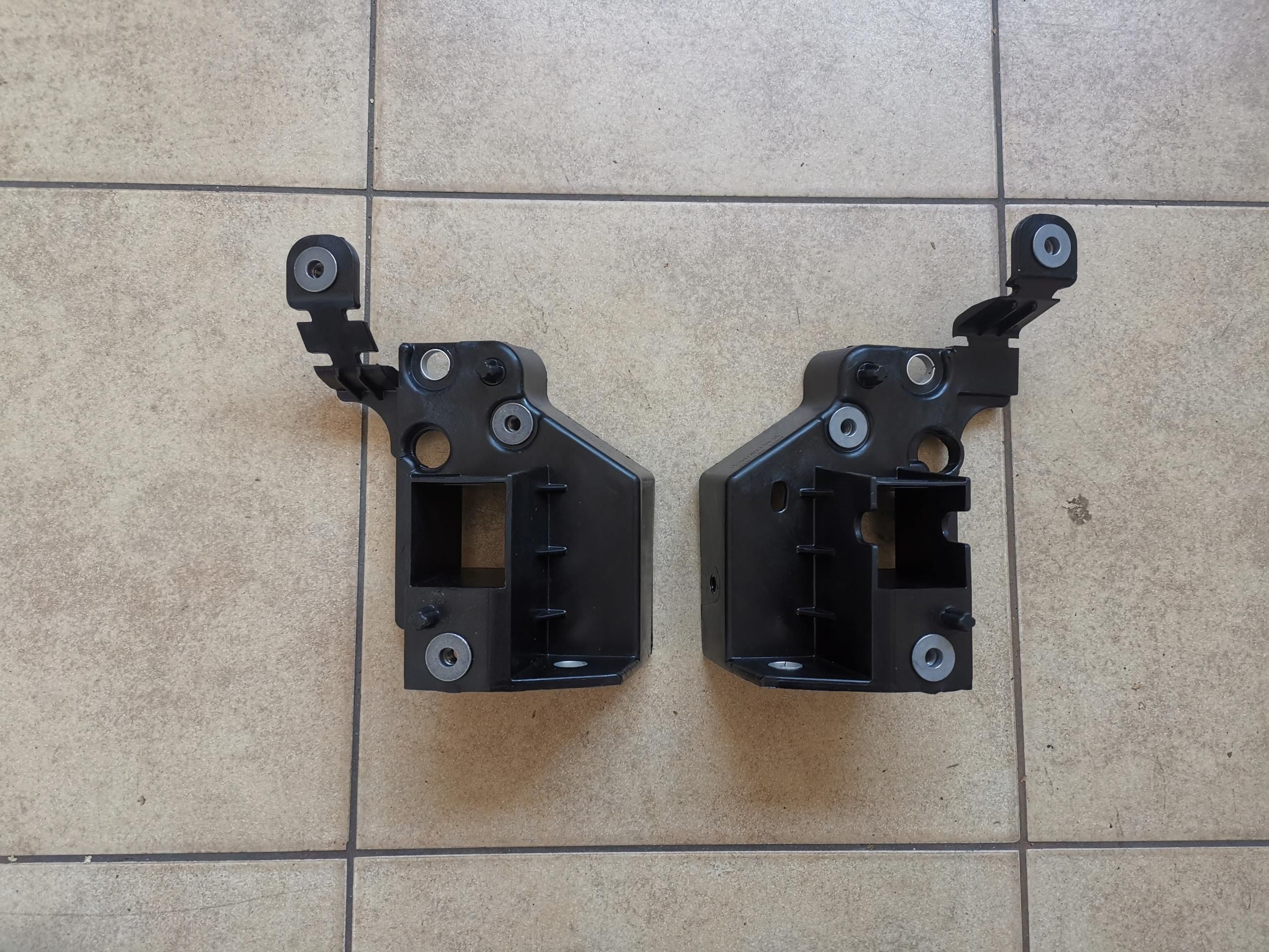 Volvo Oe Volvo Xc40 Mocowanie Pasa Przedniego Lewe Prawe - Opinie i ...