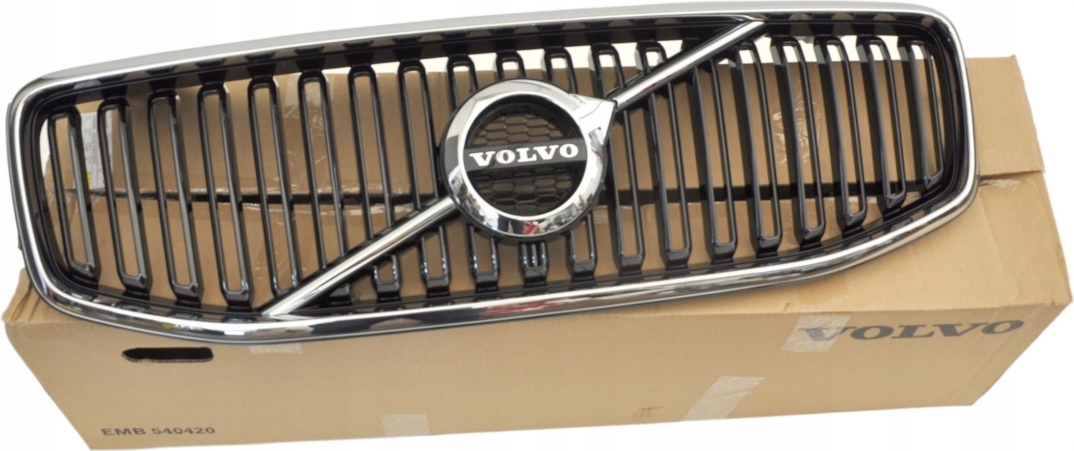 Volvo Oe Volvo Xc60 Ii Oslona Chlodnicy Grill Atrapa Oe - Opinie i ceny ...