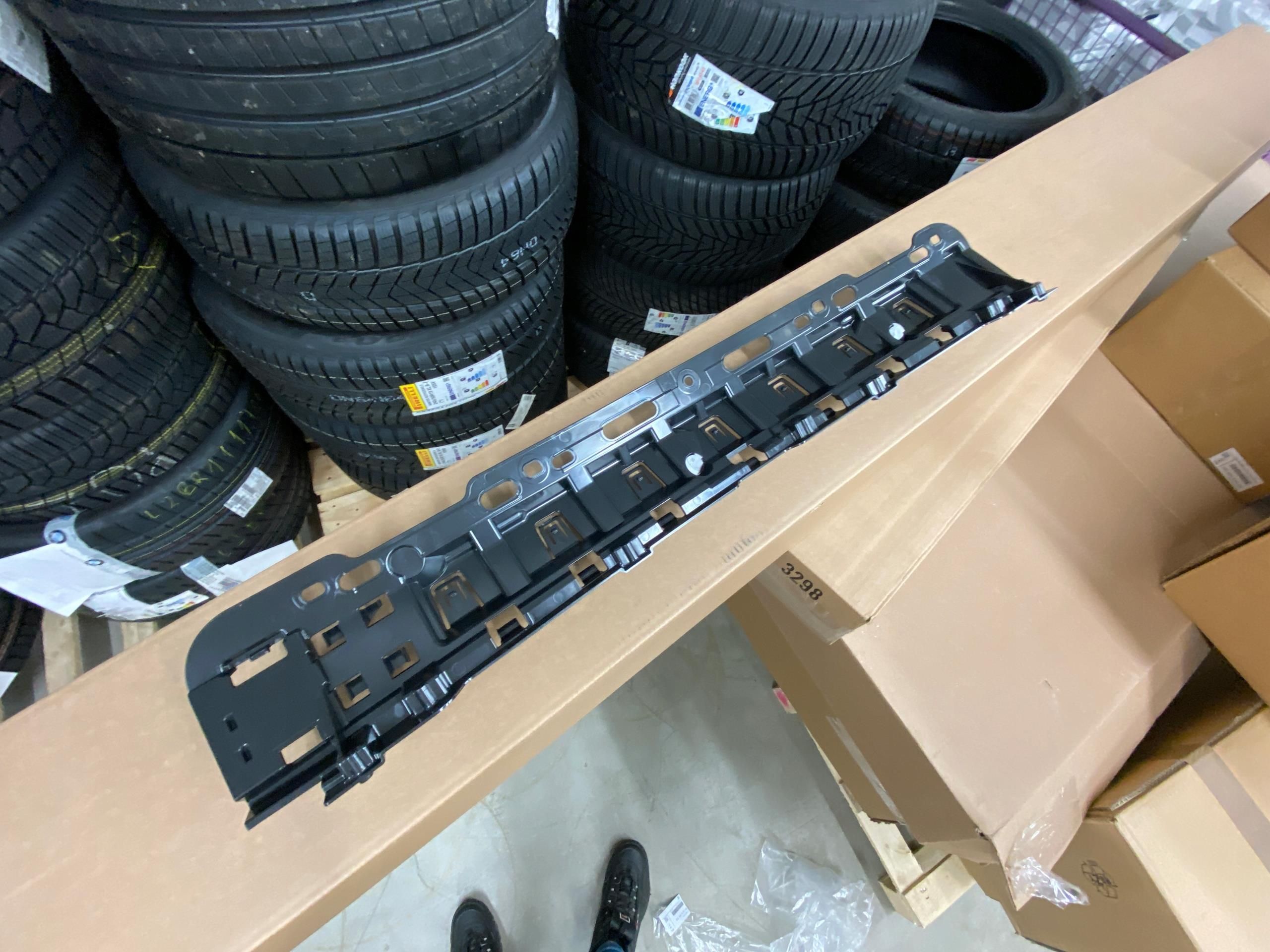 Bmw Oe Ślizg Zderzaka Środkowy X5X6 G05 51128070332 - Opinie i ceny na ...