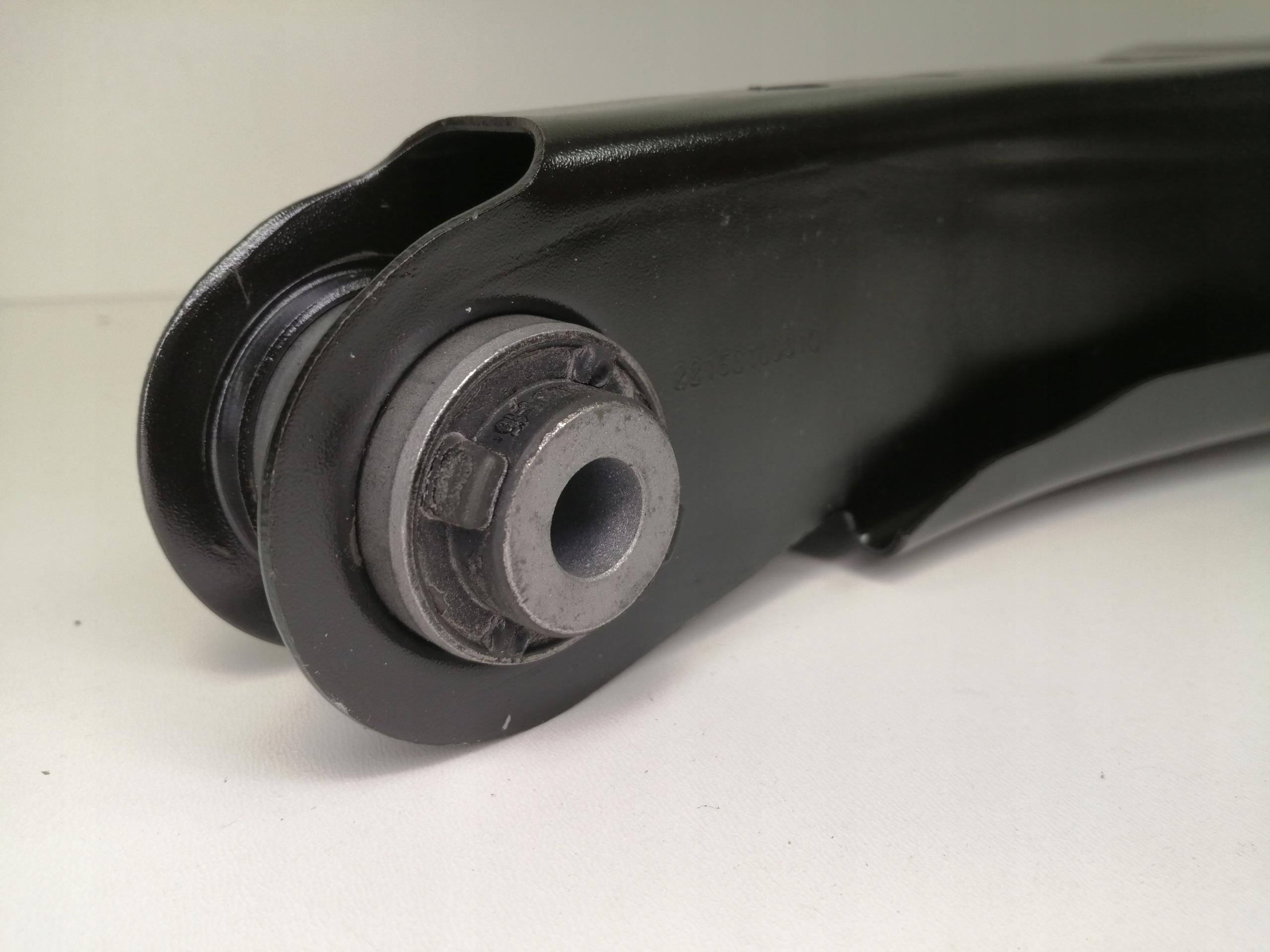 Wahacz Volvo Oe Wahacz Tylny Xc40 32221140 - Opinie i ceny na Ceneo.pl